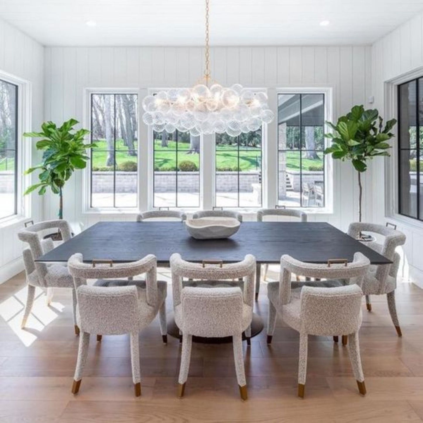 Julie Neill Talia Medium Gold Linear Chandelier – Luxe Pendant Lighting